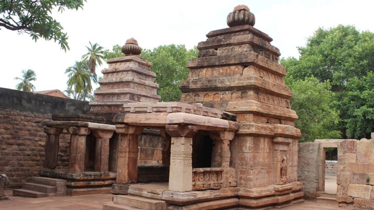 Architecture of Karnataka - Echoes of Edifice